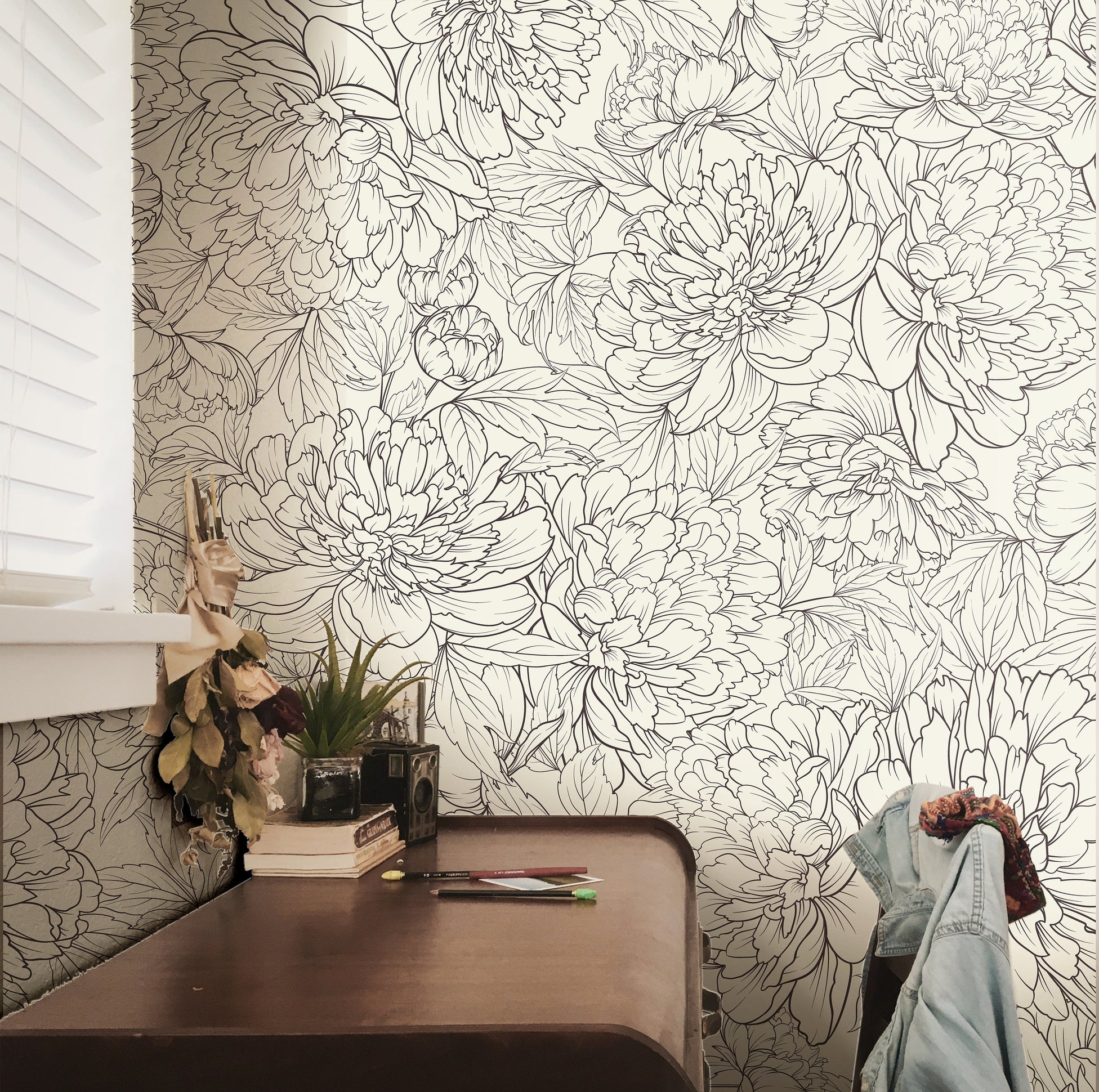 Black & White Wallpaper – Timeless, High-Contrast Wall Designs – James ...